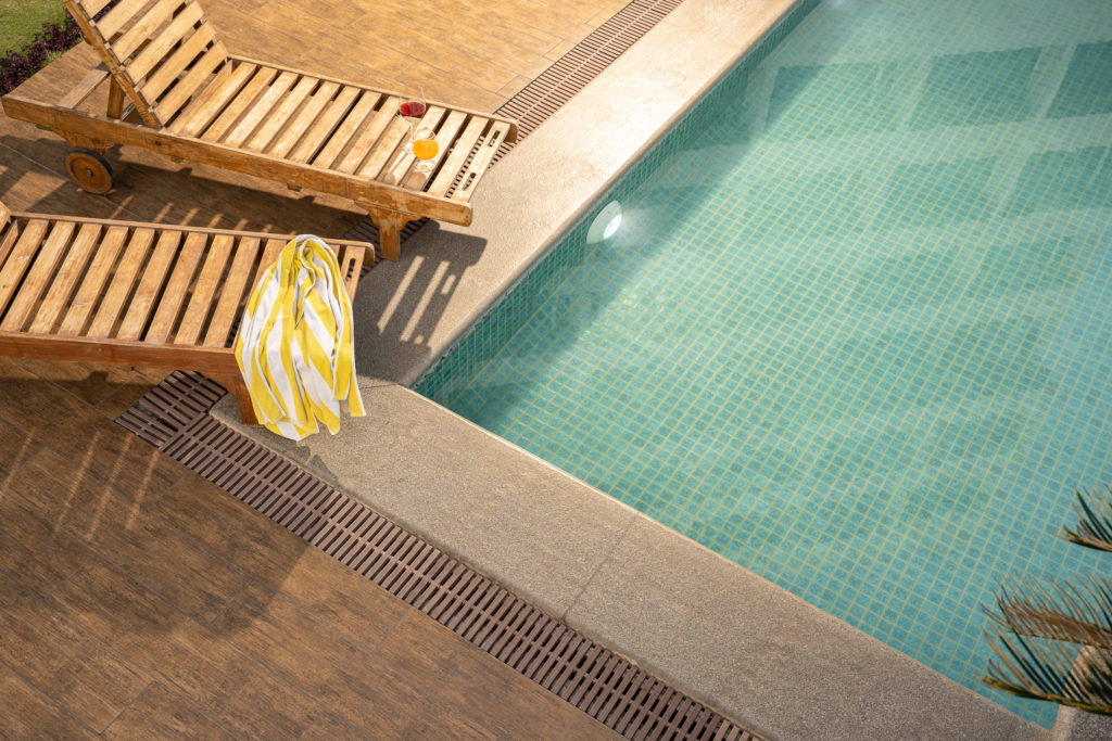 Infinity Pool - Novotel Visakhapatnam Varun Beach